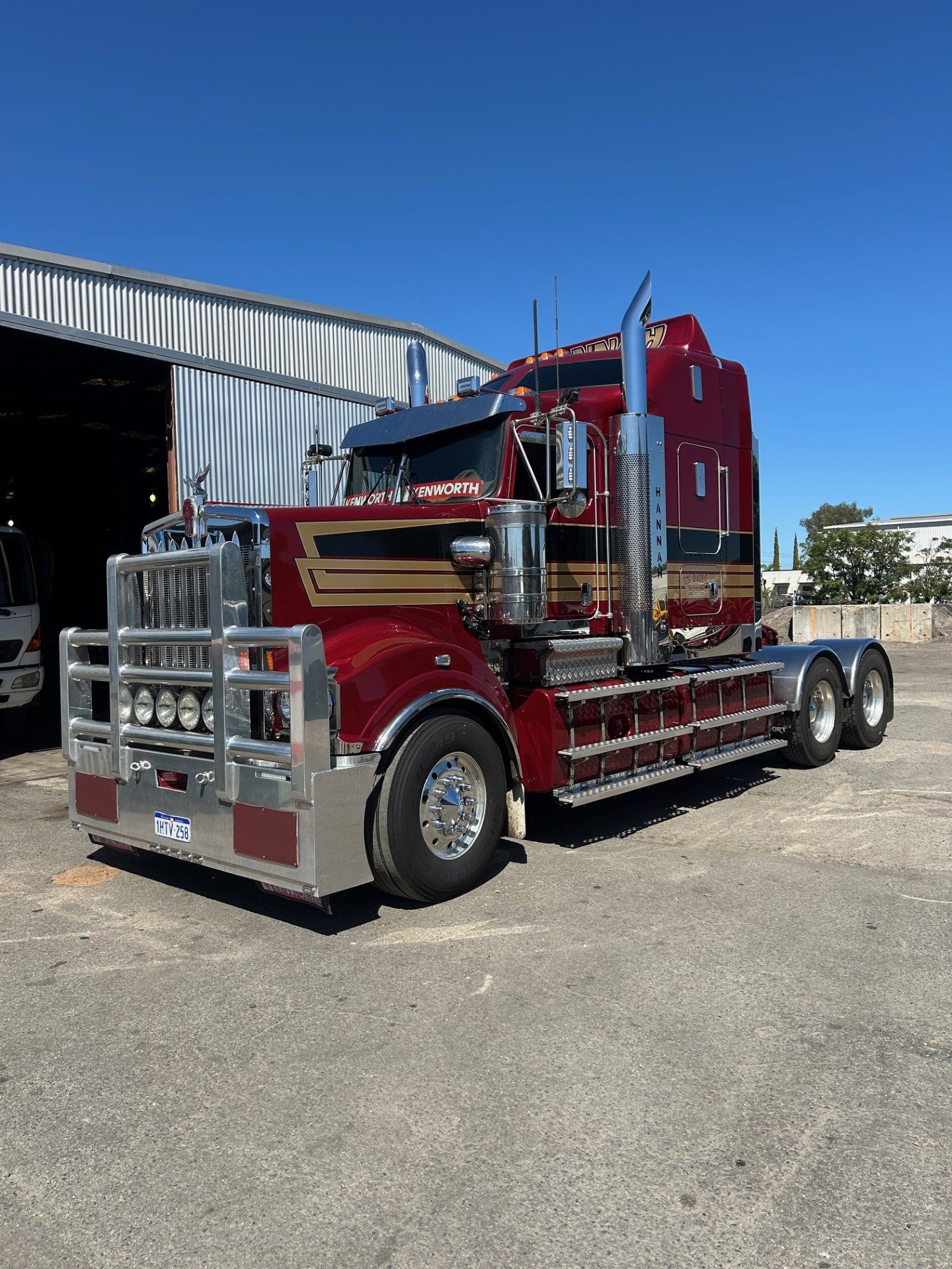 G&S Hannah Transport | Heavy Haulage Perth | Mining, Machinery ...